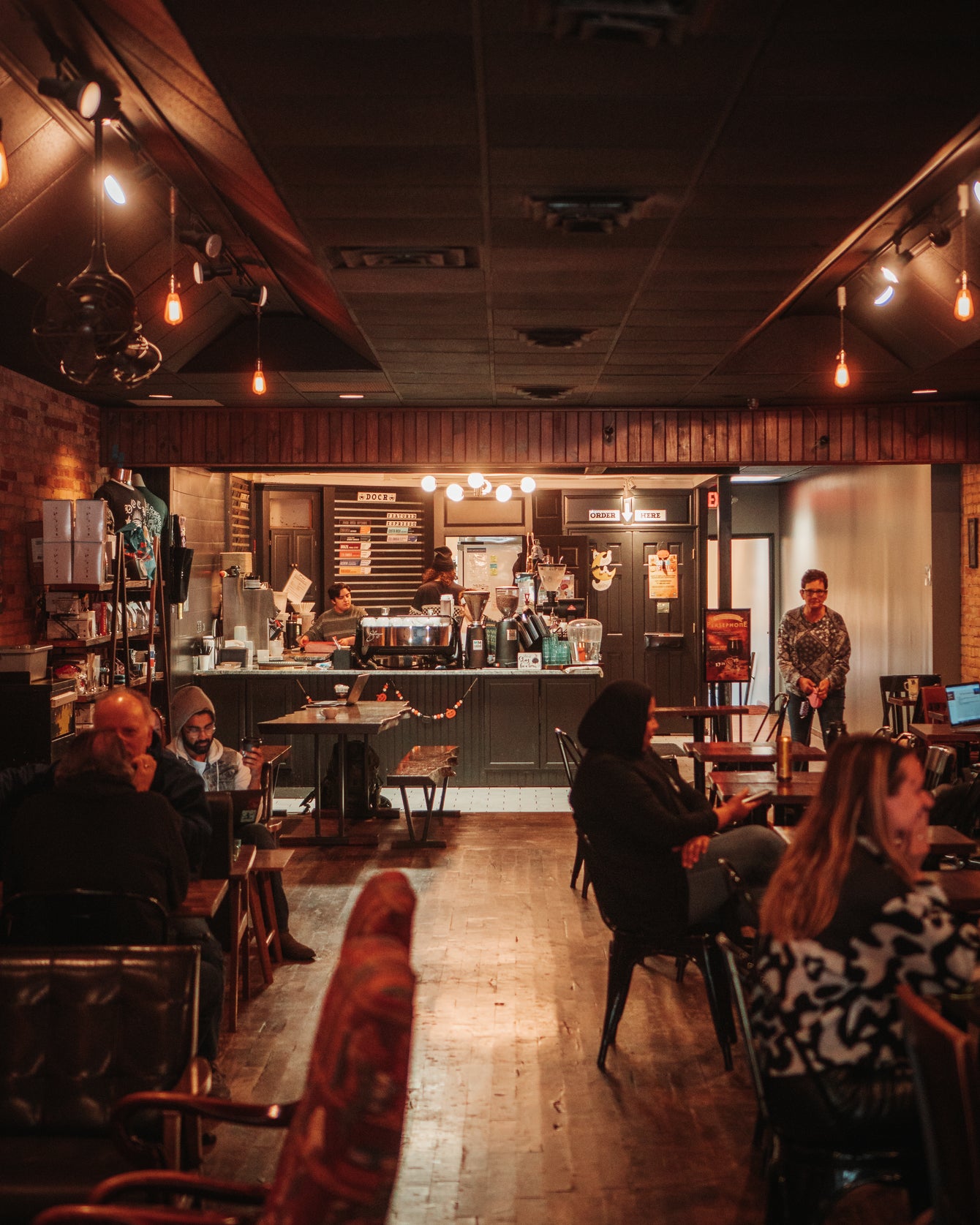 Rochester Coffee Shop + Cafe | Dessert Oasis Coffee Roasters