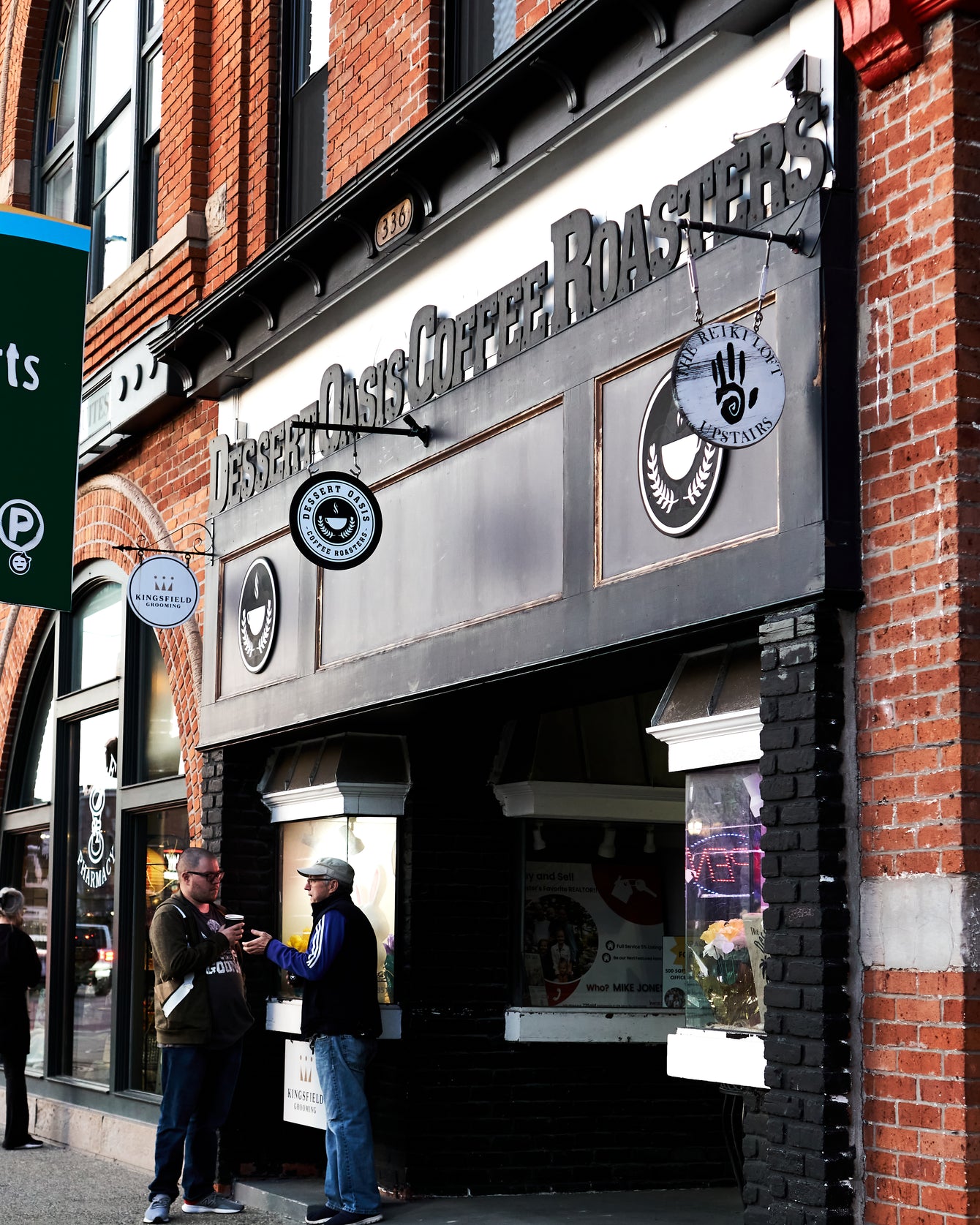 Rochester Coffee Shop + Cafe | Dessert Oasis Coffee Roasters